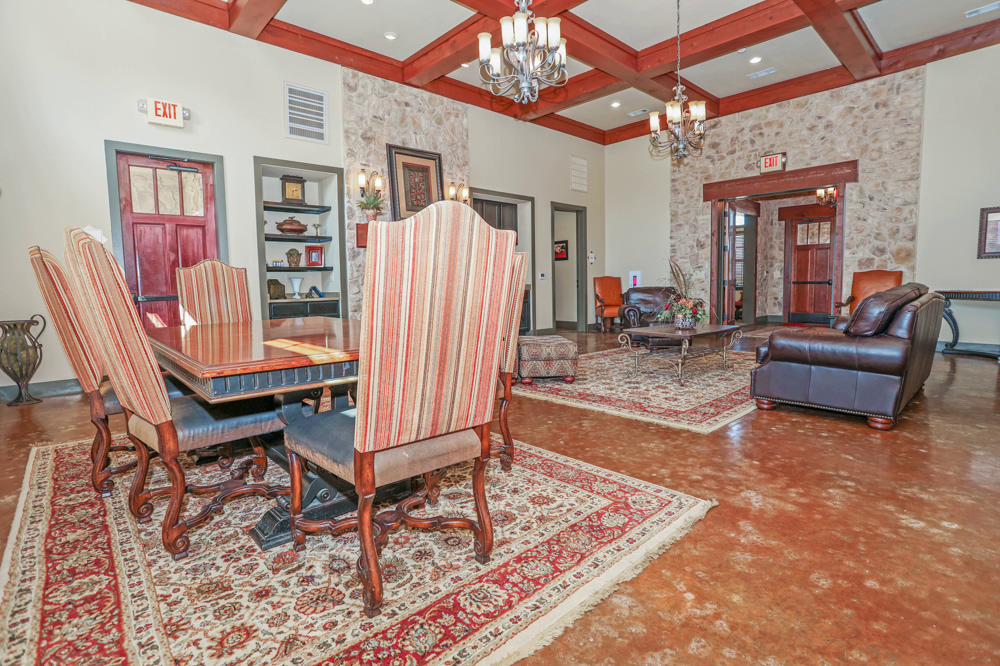 Cimarron Springs | (817) 645-7999