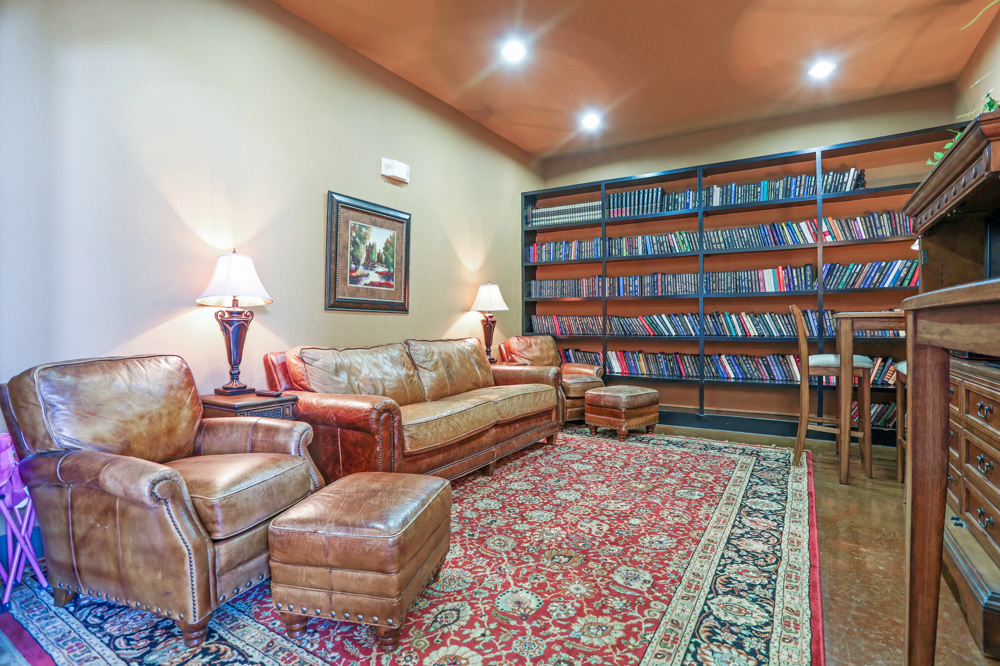 Cimarron Springs | (817) 645-7999