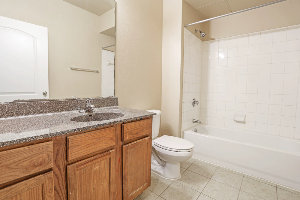 Cimarron Springs | (817) 645-7999