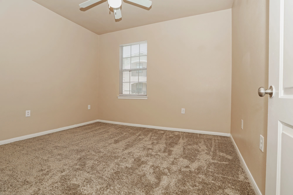 Cimarron Springs | (817) 645-7999