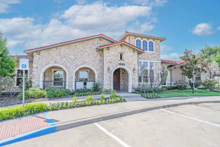 Cimarron Springs | (817) 645-7999